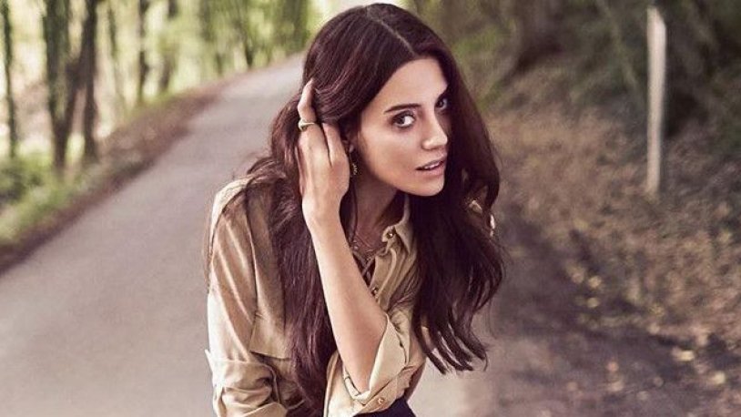 Cansu Dere Instagram'ı salladı - Gerçek Gündem